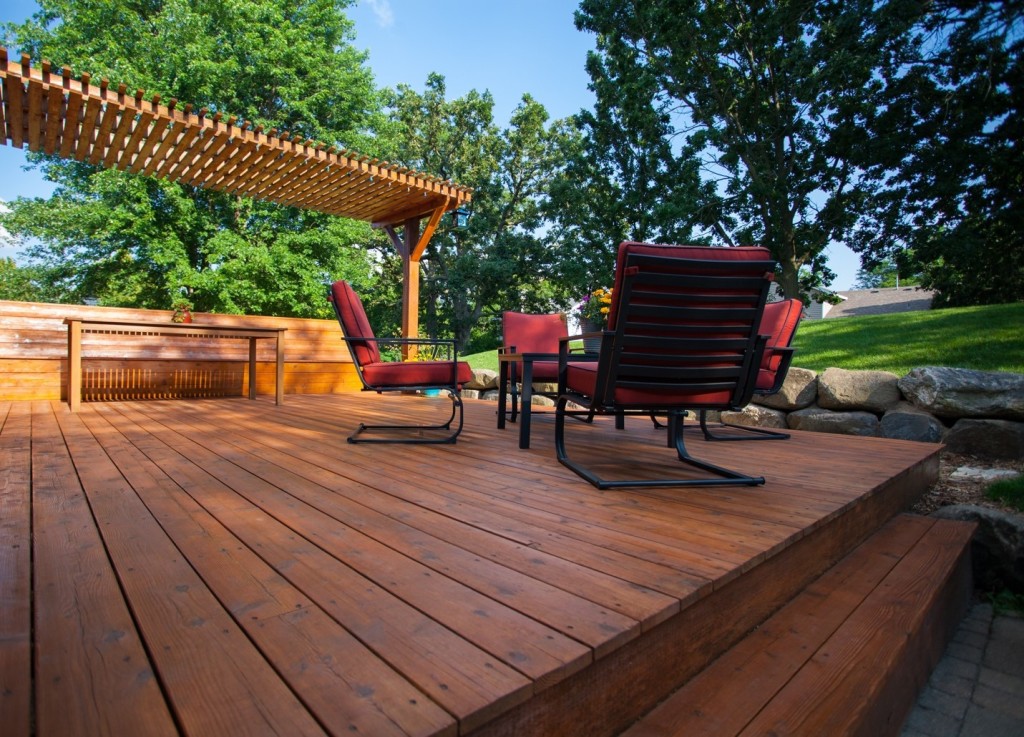 Repairing or Replacing Older Magnesite Decking